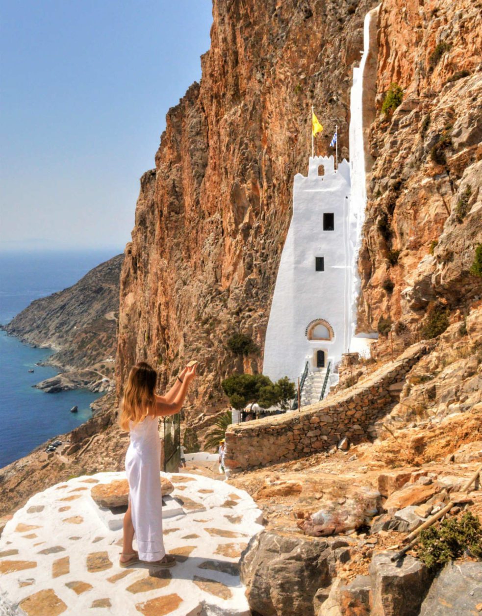 Guía de viaje de Amorgos: La isla griega del azul profundo - DisfrutAventura